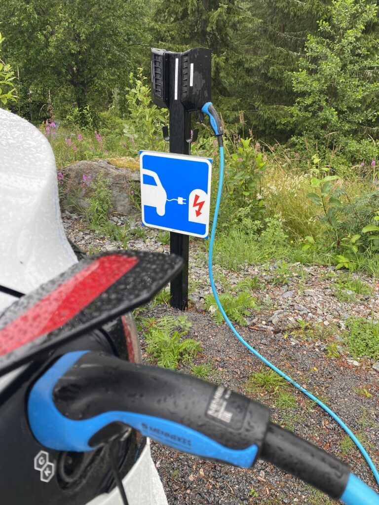 Laddstation för elbilar | Kungsgården Långvind